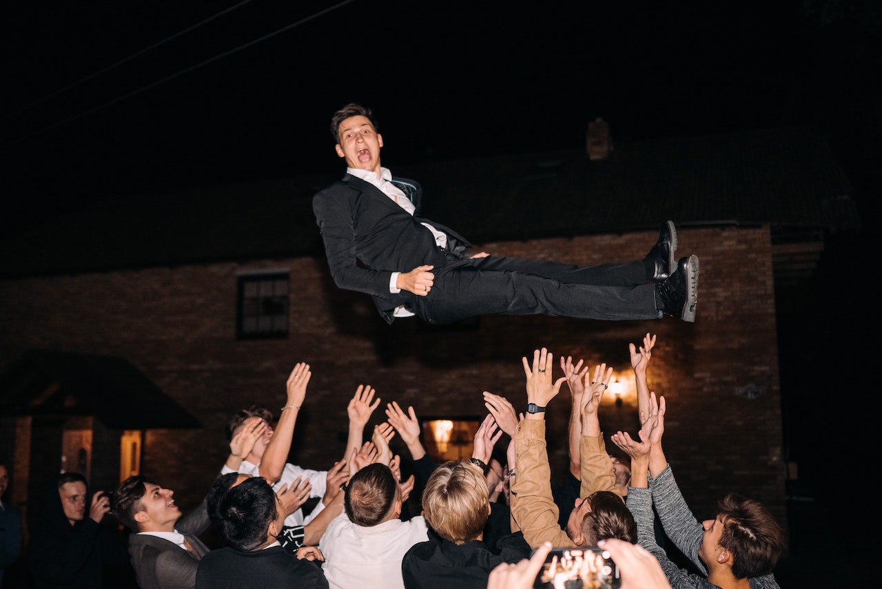 Can You Lie About Guests on Airbnb? What Happens
